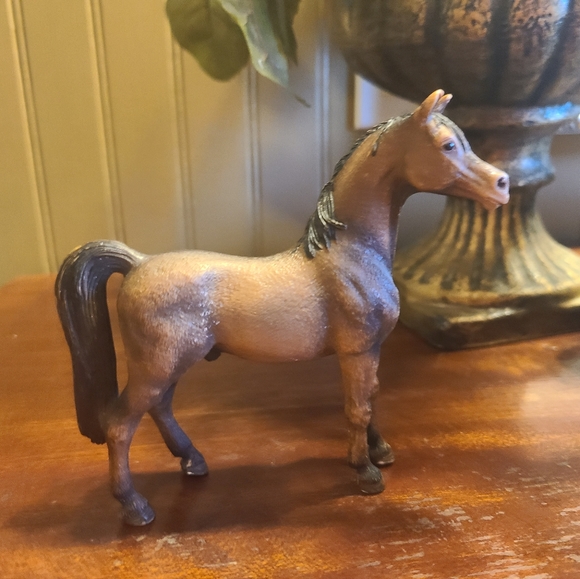 schleich | Toys | Retired Schleich Arabian Horse | Poshmark